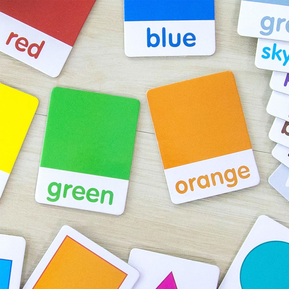 Flash Cards : Colors & Shapes